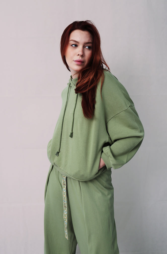 Delin Crop Hoodie - Globalistina